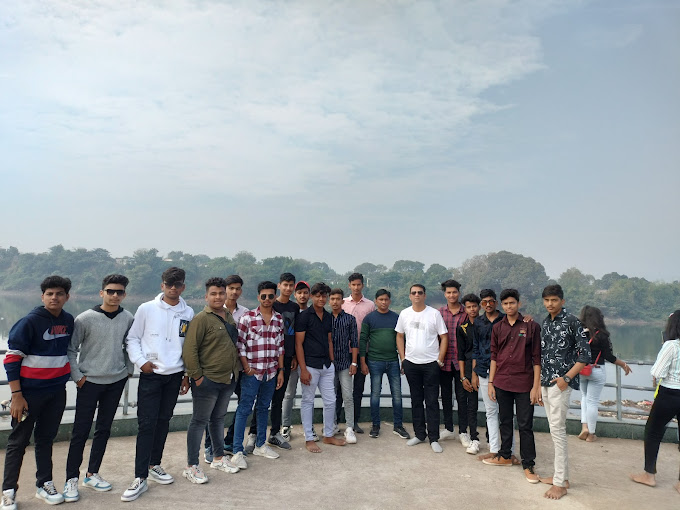 SCHOLAR POINT COACHING CLASSES - Home